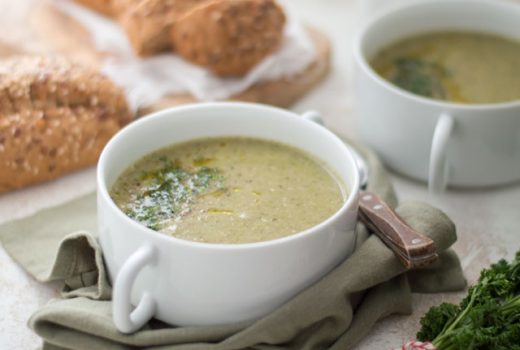 Eef Kookt Zo - Ouderwetse Kippensoep | Eef Kookt Zo