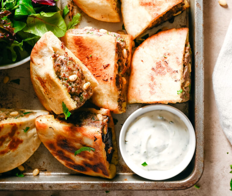 Arajes (gevulde pita's met gehakt) | Eef Kookt Zo