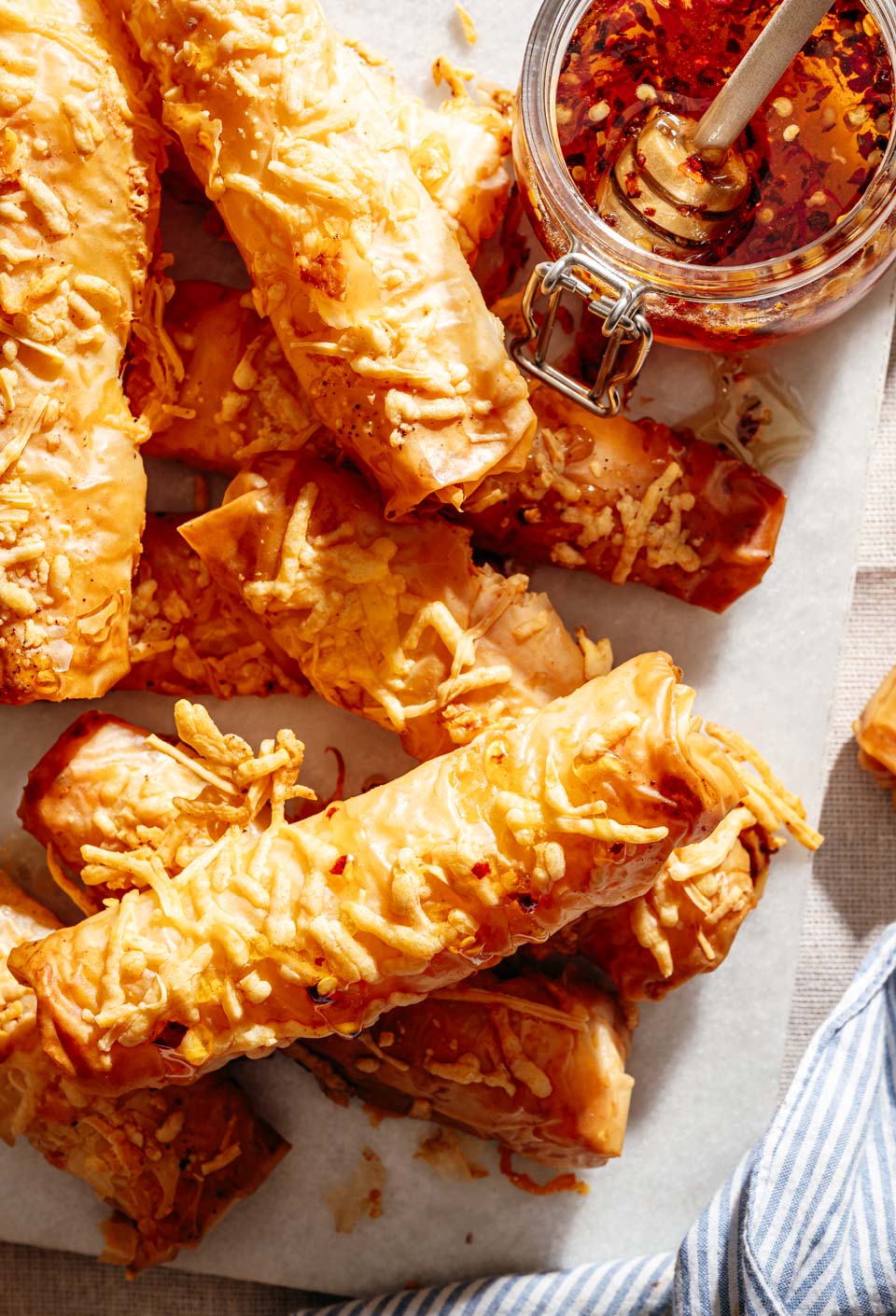 Filodeeg kaasstengels (mega KNAPPERIG) | Eef Kookt Zo